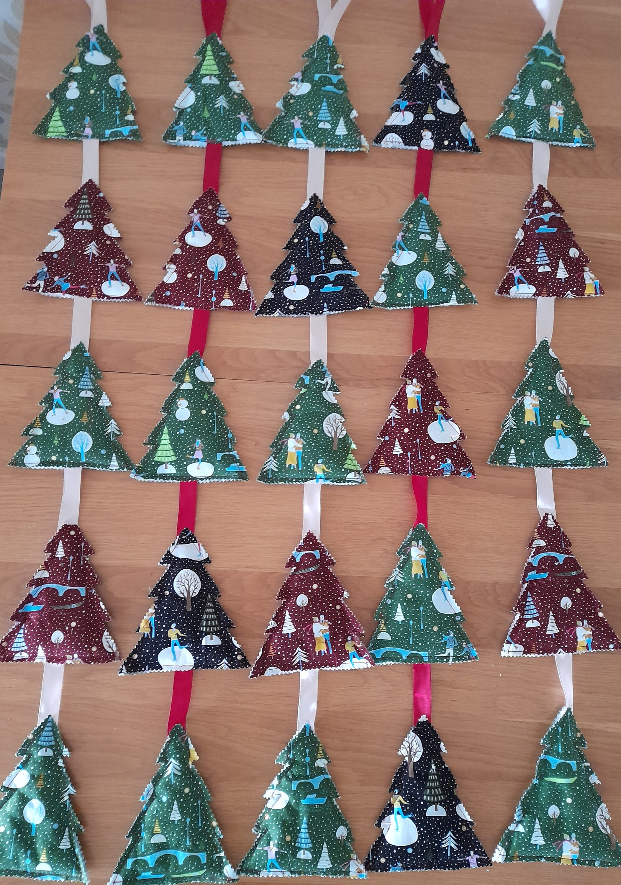 Christmas Trees /christmas Bunting /christmas Wall Decoration / Festive ...