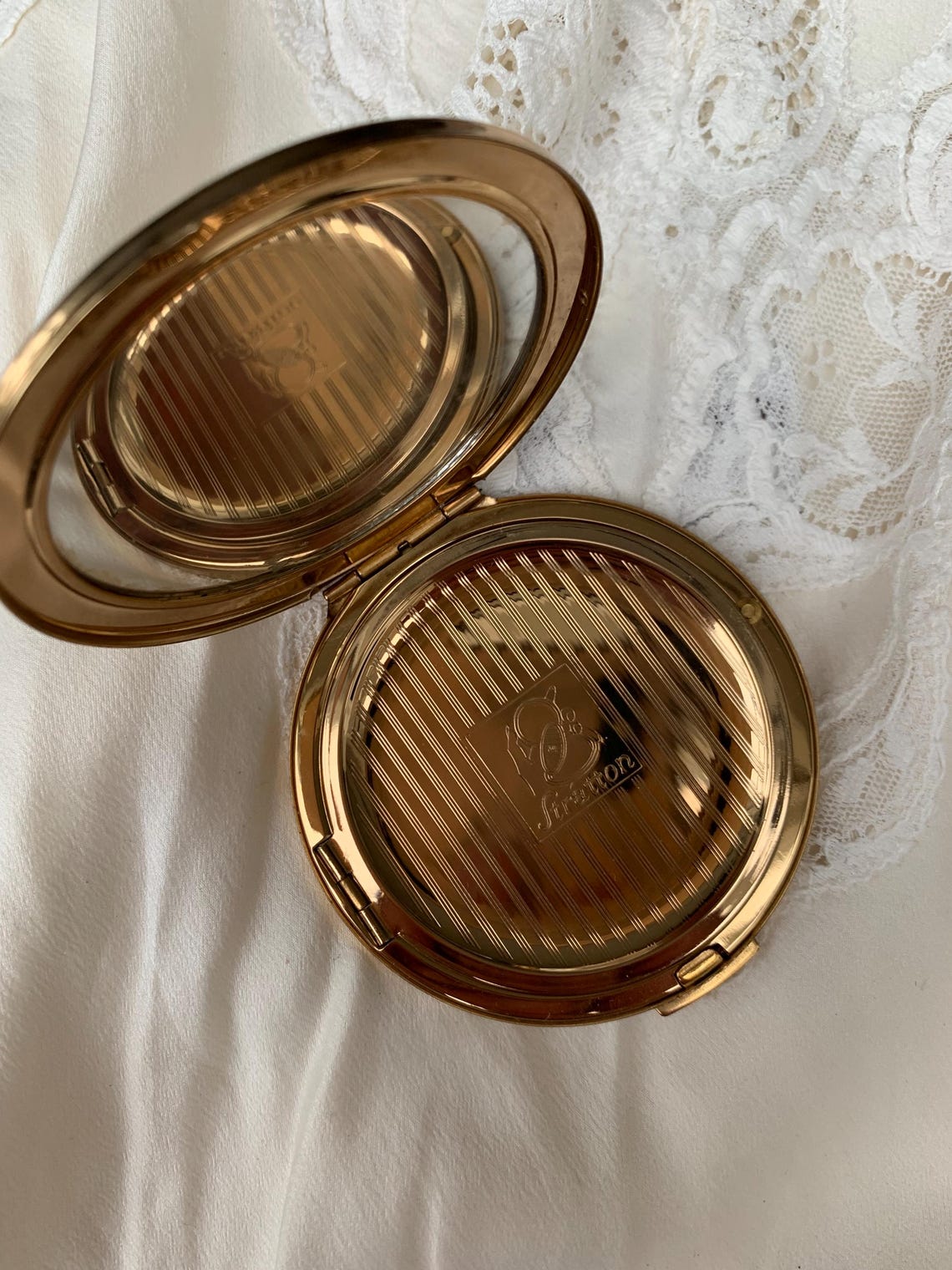 Vintage Compact Mirror by Stratton Gold Design Glamorous and ...