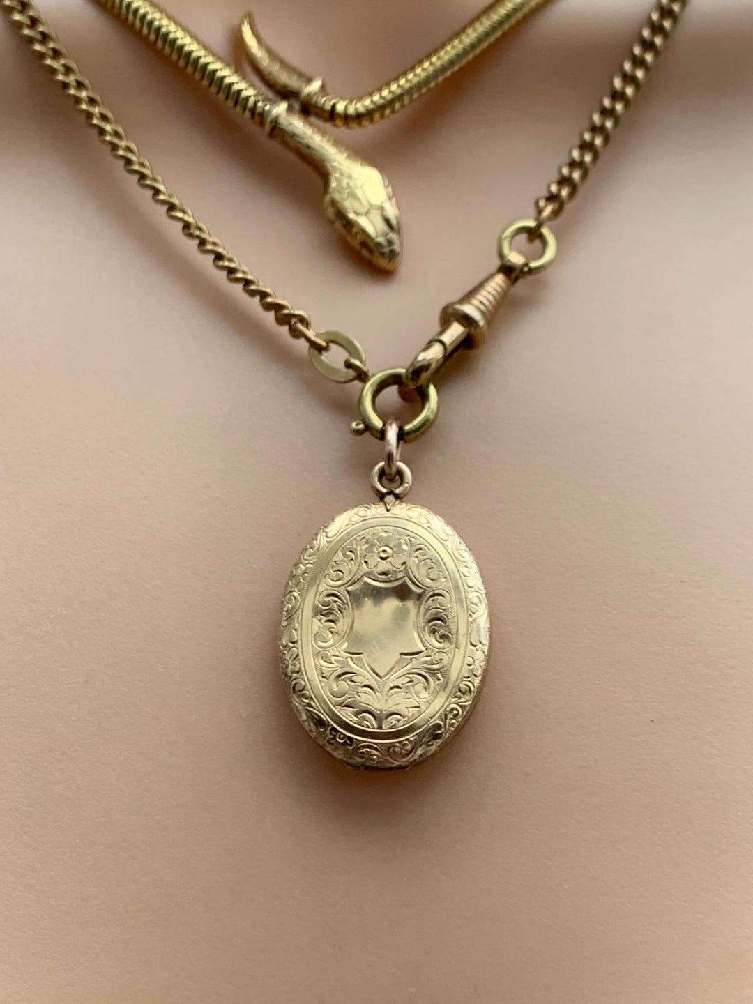 Antique Victorian Pinchbeck Oval Mourning Locket - Etsy UK