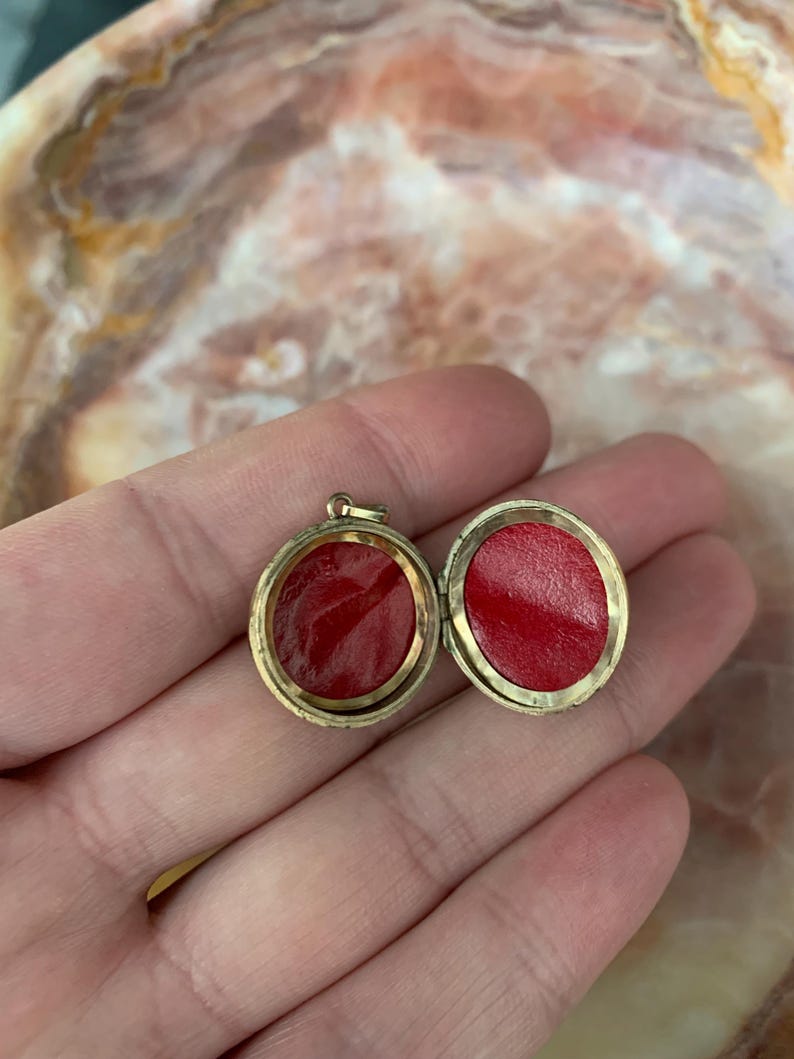 Vintage Rolled Gold Locket Round Locket Unique One of a Kind Pendant ...