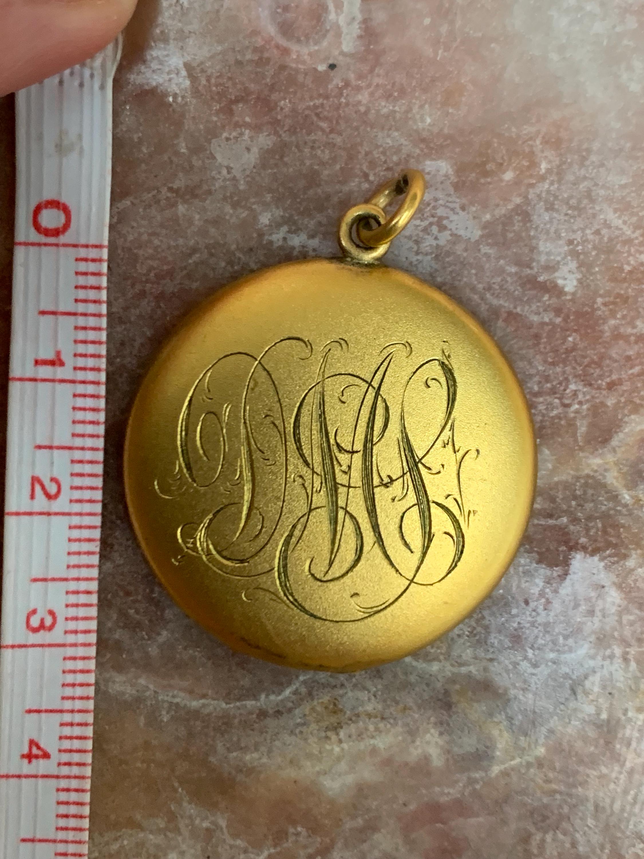 Antique Victorian or Edwardian Round Engraved Locket Quality Rolled ...