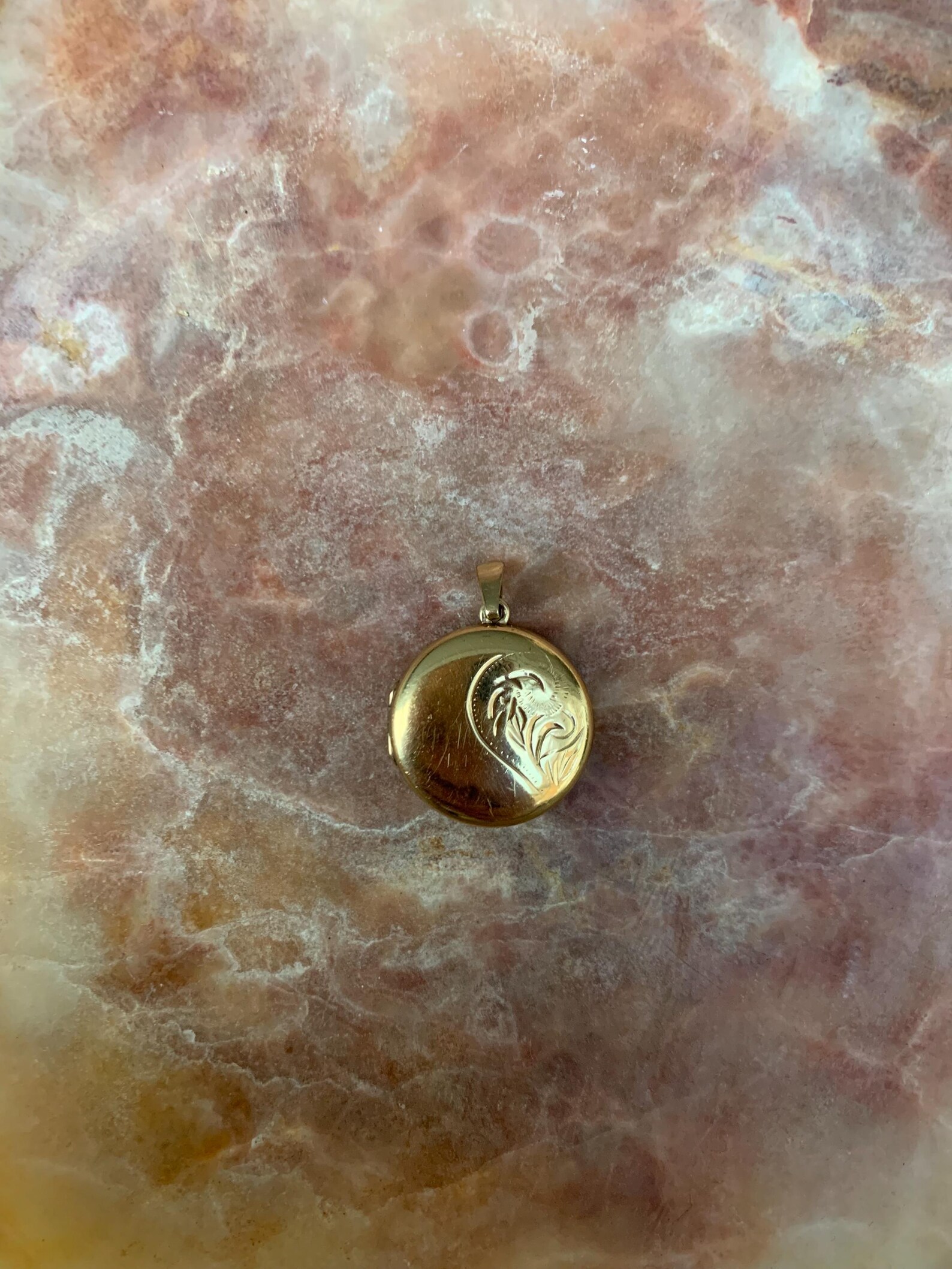 Vintage Rolled Gold Locket Round Locket Unique One of a Kind Pendant ...