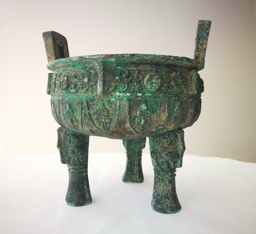 Chinese Archaic Ritual Bronze Vessel Ding, Western Zhou - Etsy