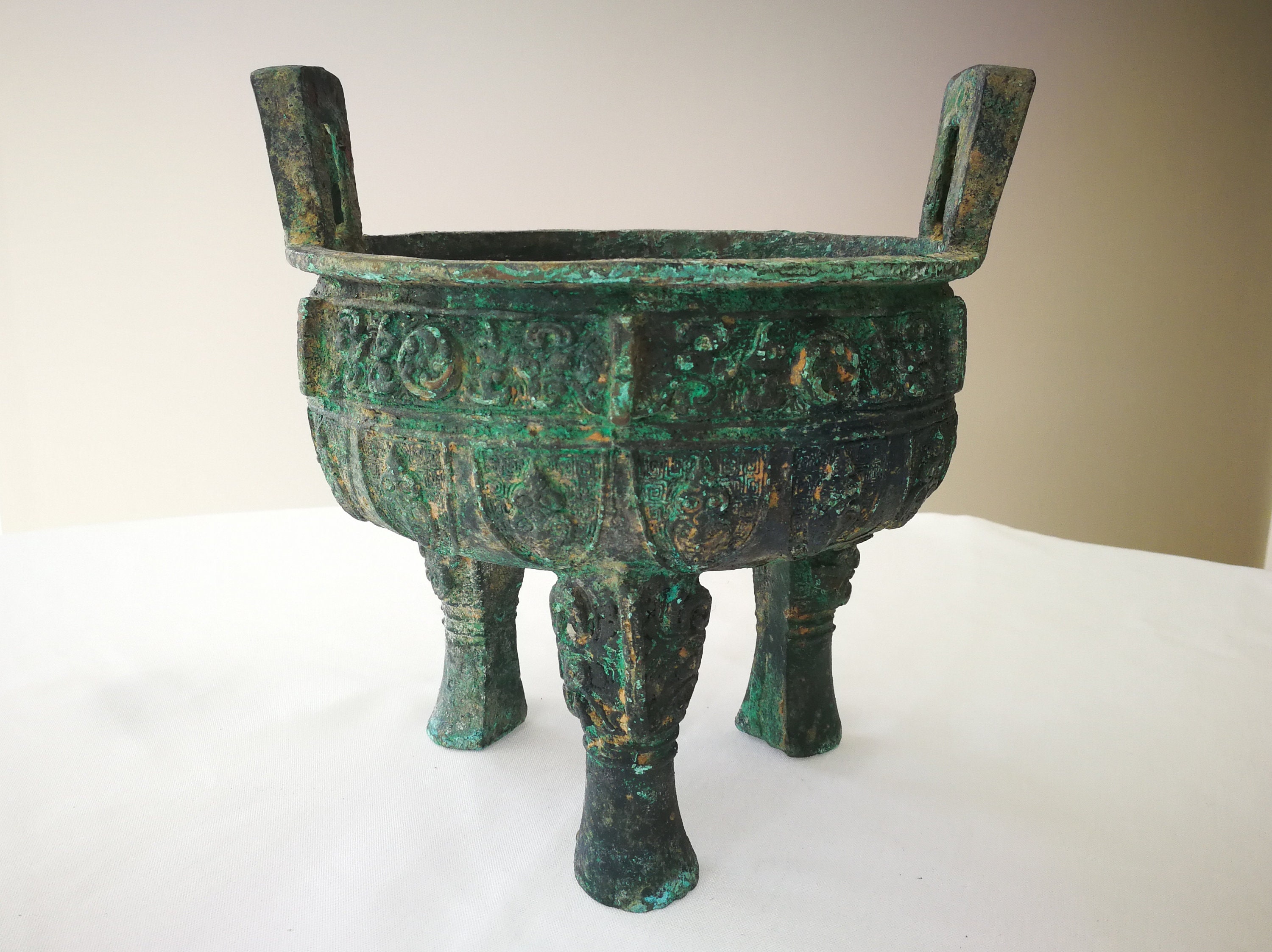 Chinese Archaic Ritual Bronze Vessel Ding, Western Zhou - Etsy