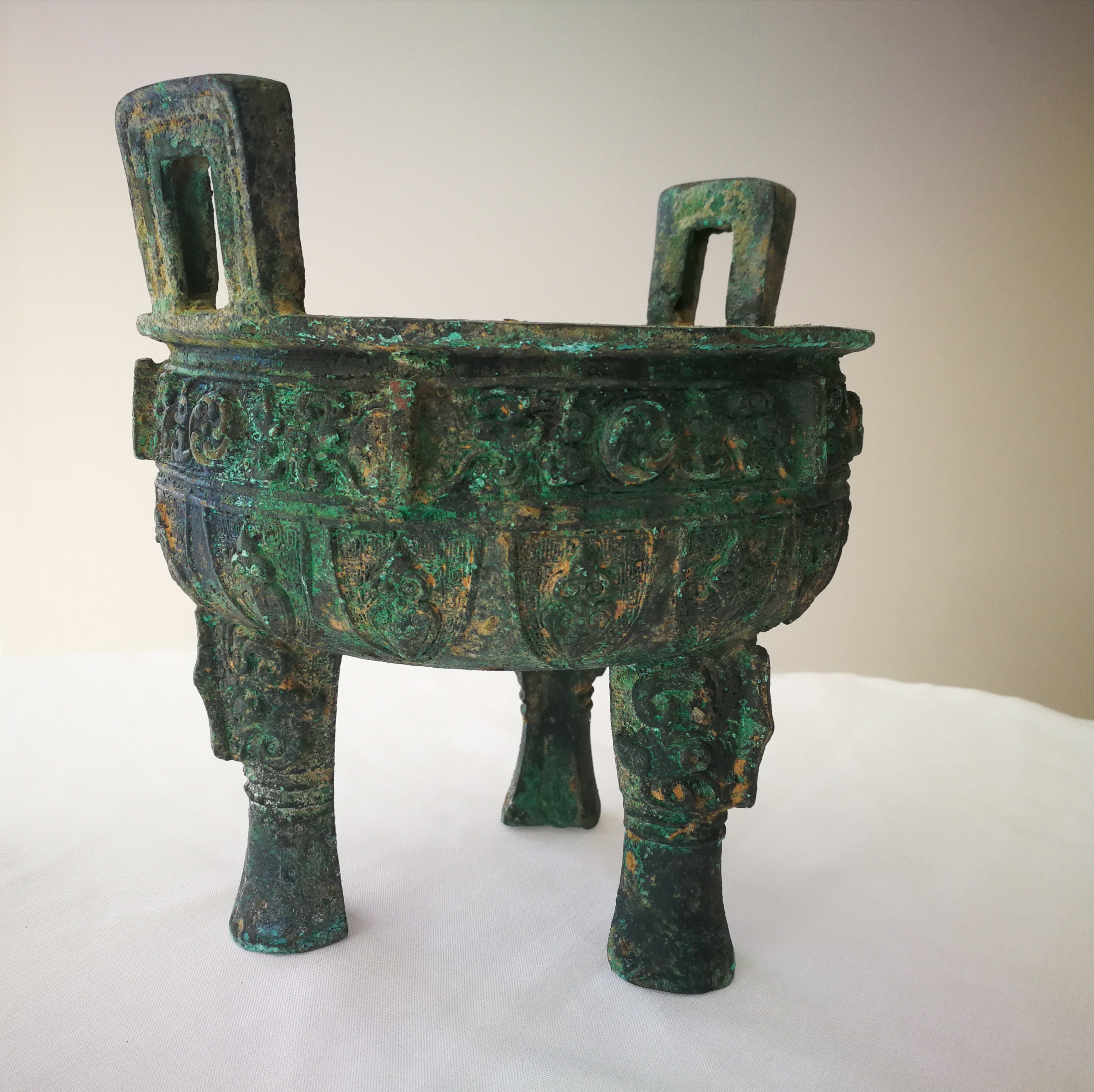 Chinese Archaic Ritual Bronze Vessel Ding, Western Zhou - Etsy