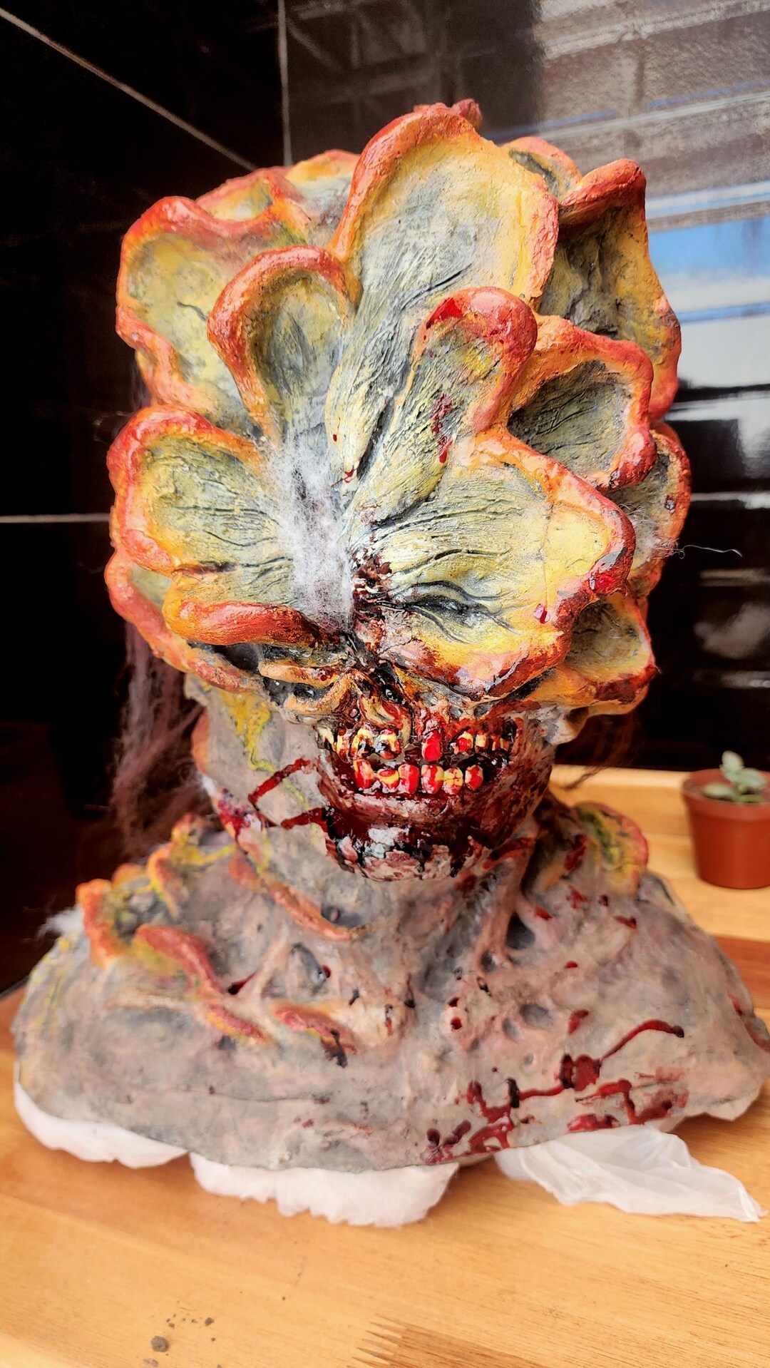 The Last of Us Clicker Mask Bust - Etsy