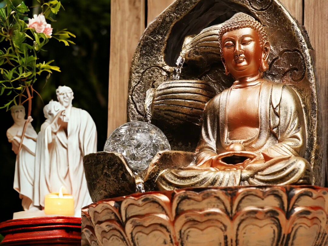 Sitting Buddha Themed Gold Large Antique Waterfall Fountain for ...