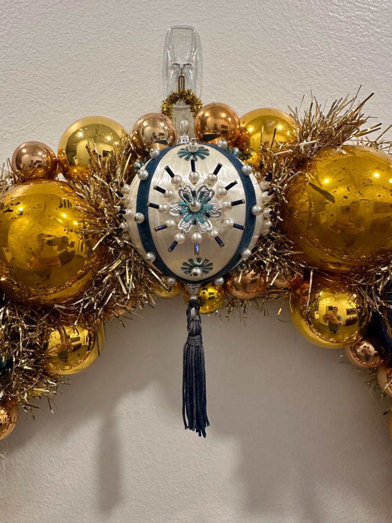 18” Handmade Christmas Push Pin and Gold Ornament Wreath Vintage ...