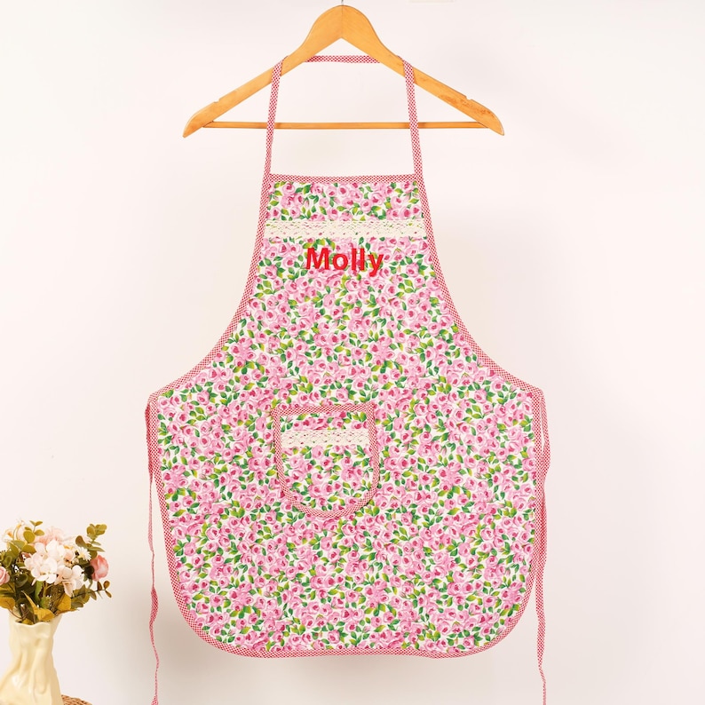 Custom Quilted Flower Apron: Vintage Style Baking & Gardening - Etsy