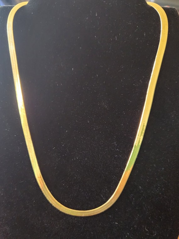 Monet signed gold tone - Gem Monet signed gold tone - Gem
