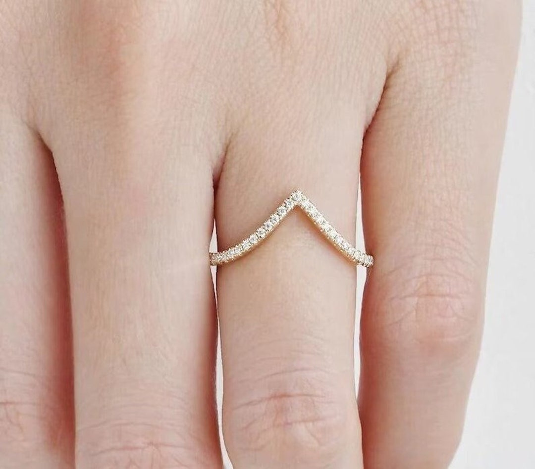 V Shaped Chevron Wedding Band, Curved Wedding Band, Minimalist Band ...