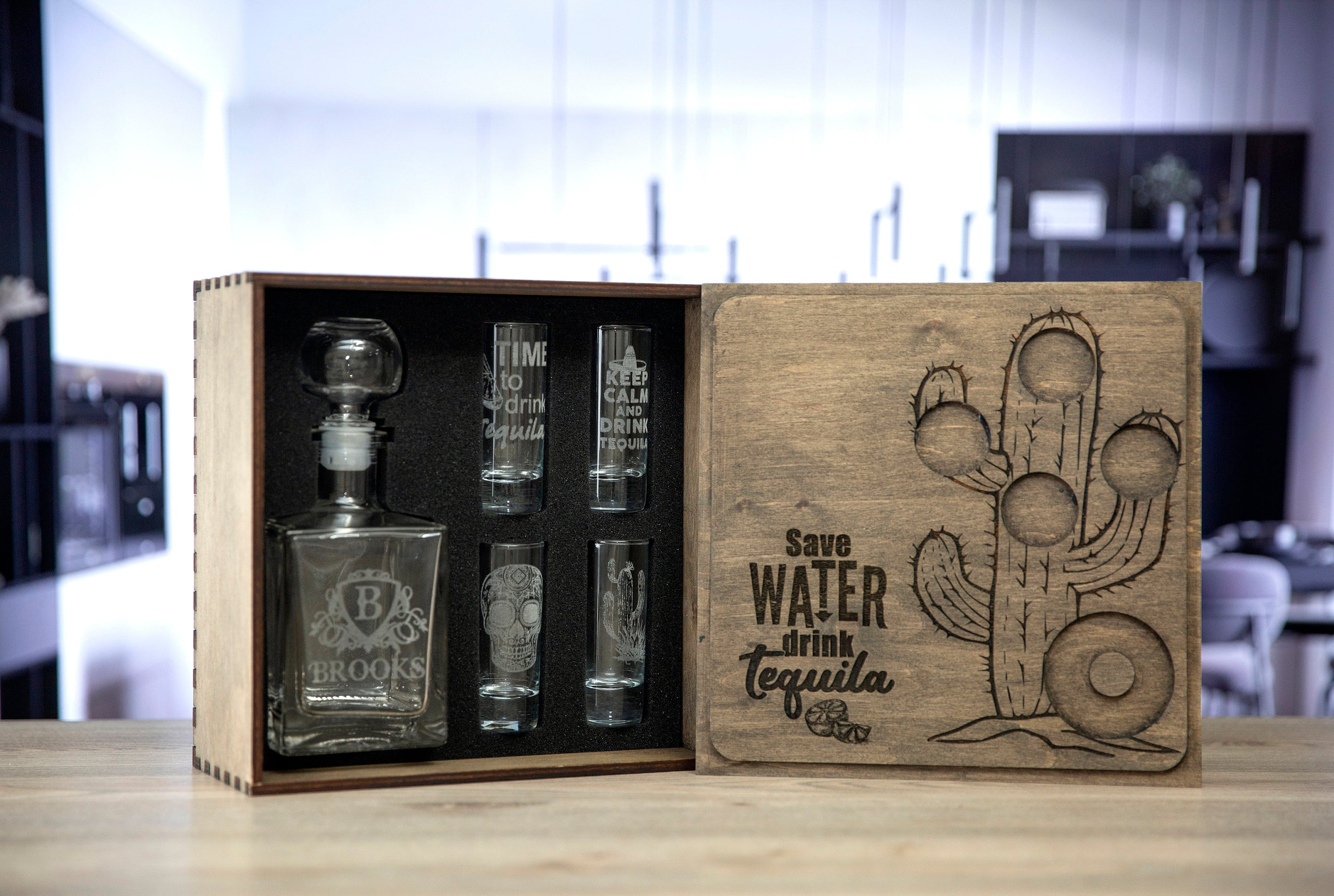 Custom Decanter and Shot Glasses Set in Personalized Wooden Box ...