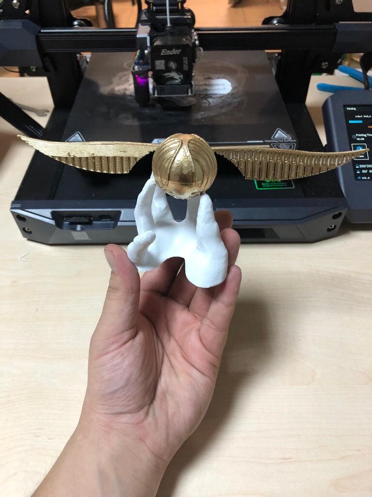 Harry Potter Figure, Golden Snitch Figure, 3D Printed Figure, Desk ...
