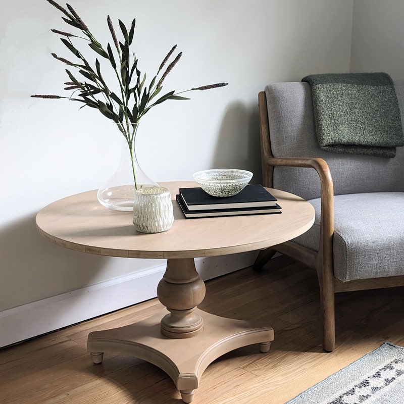 Round Pedestal Table - Etsy