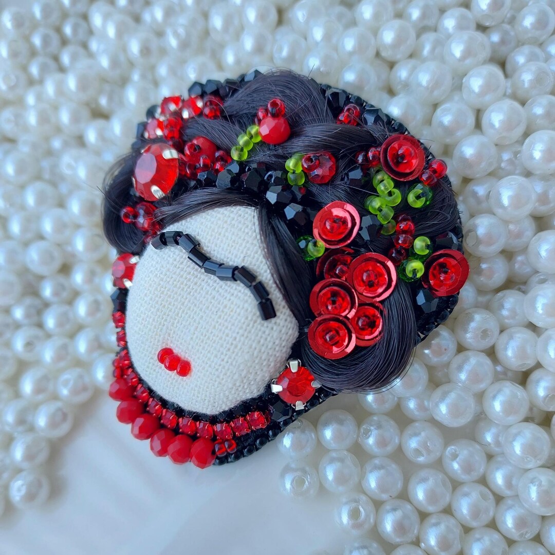 Frida Kahlo Crystal Art Brooch Hand-embroidered - Etsy