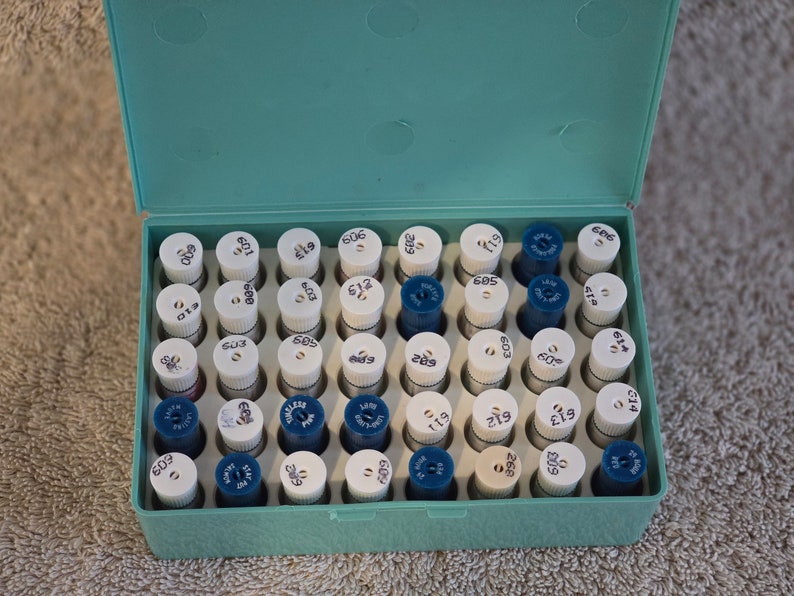 Avon Lipstick Sample Demonstration Vintage Kit Case 40 Mini's Most New ...