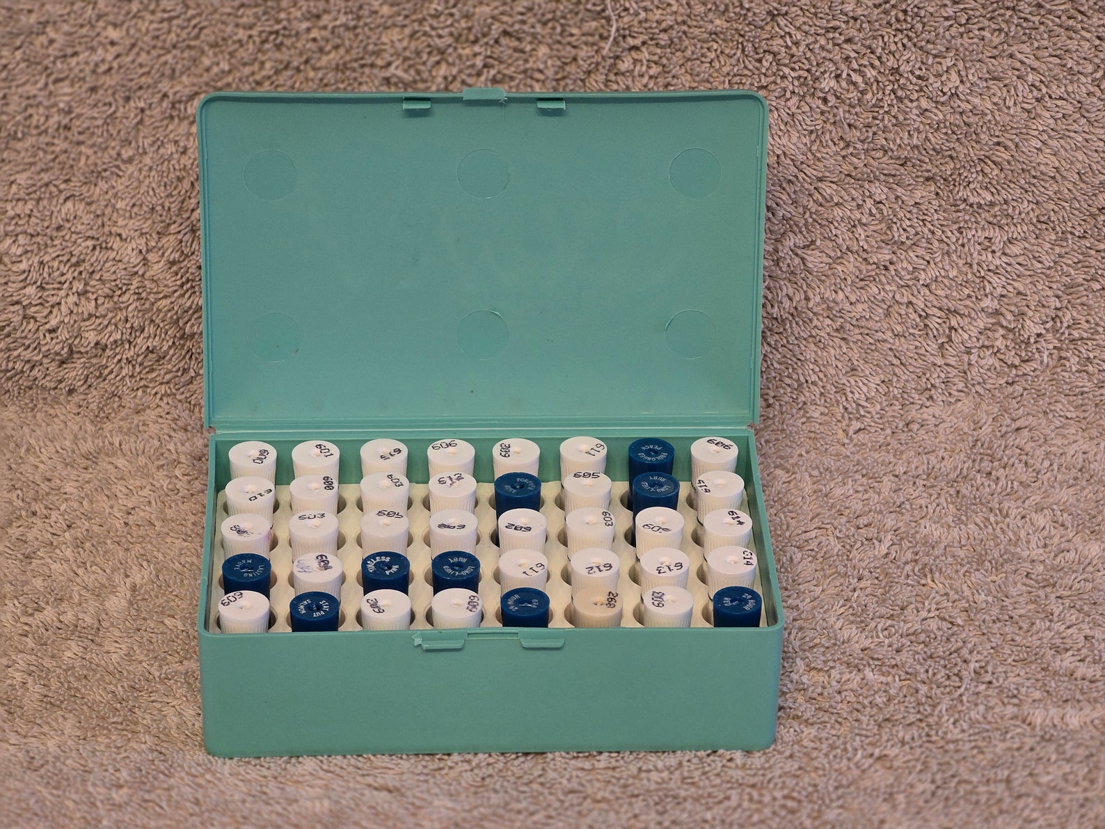 Avon Lipstick Sample Demonstration Vintage Kit Case 40 Mini's Most New ...