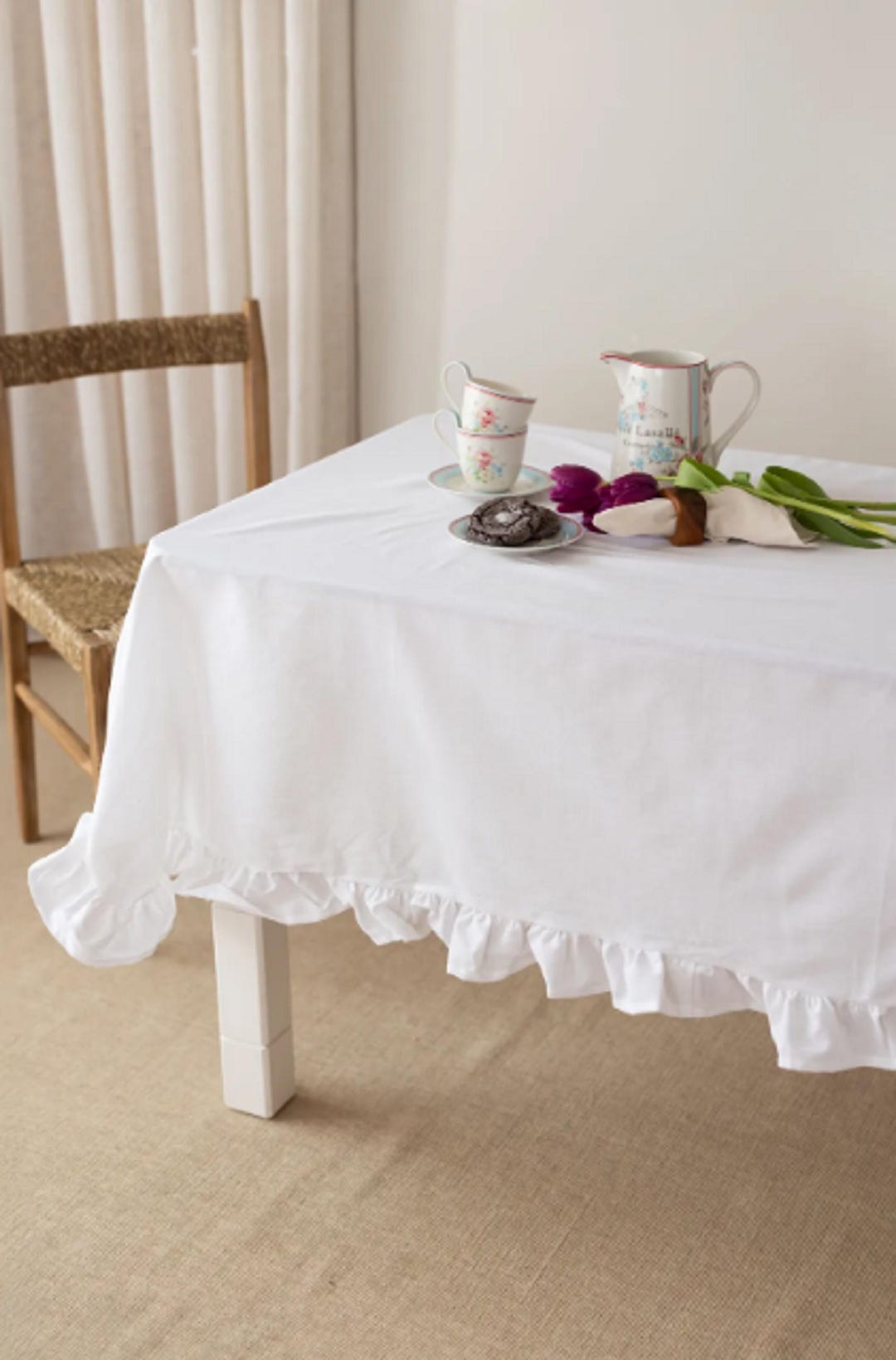 White Color, Cotton, Stylish Table Textile, Linen Flounce Tablecloth ...