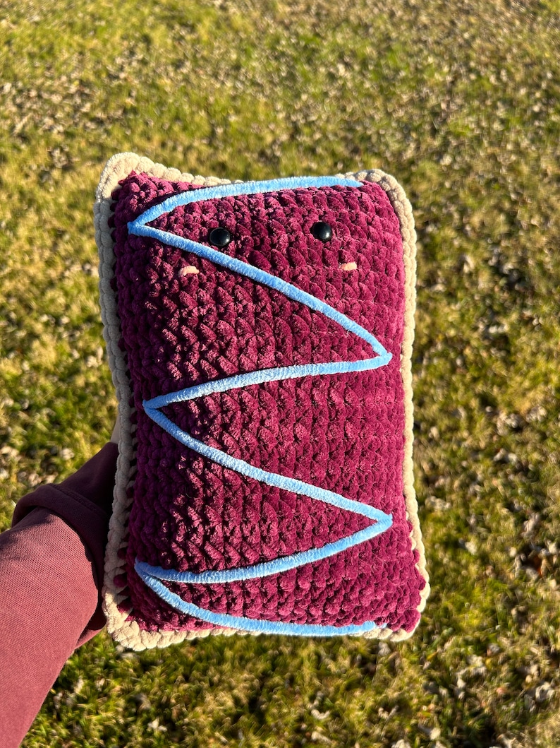 Toaster Pastry Wild Berry cookies and Cream Toaster Pastry Crochet ...