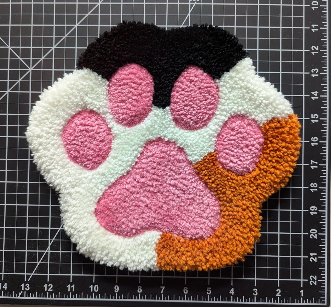 11" Paw Print Rug - Ready to Ship - Etsy
