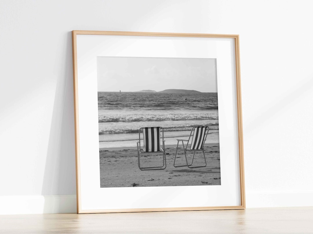 Vintage Beach Chair Print, Coastal Wall Decor, Retro Summer Art, Black ...