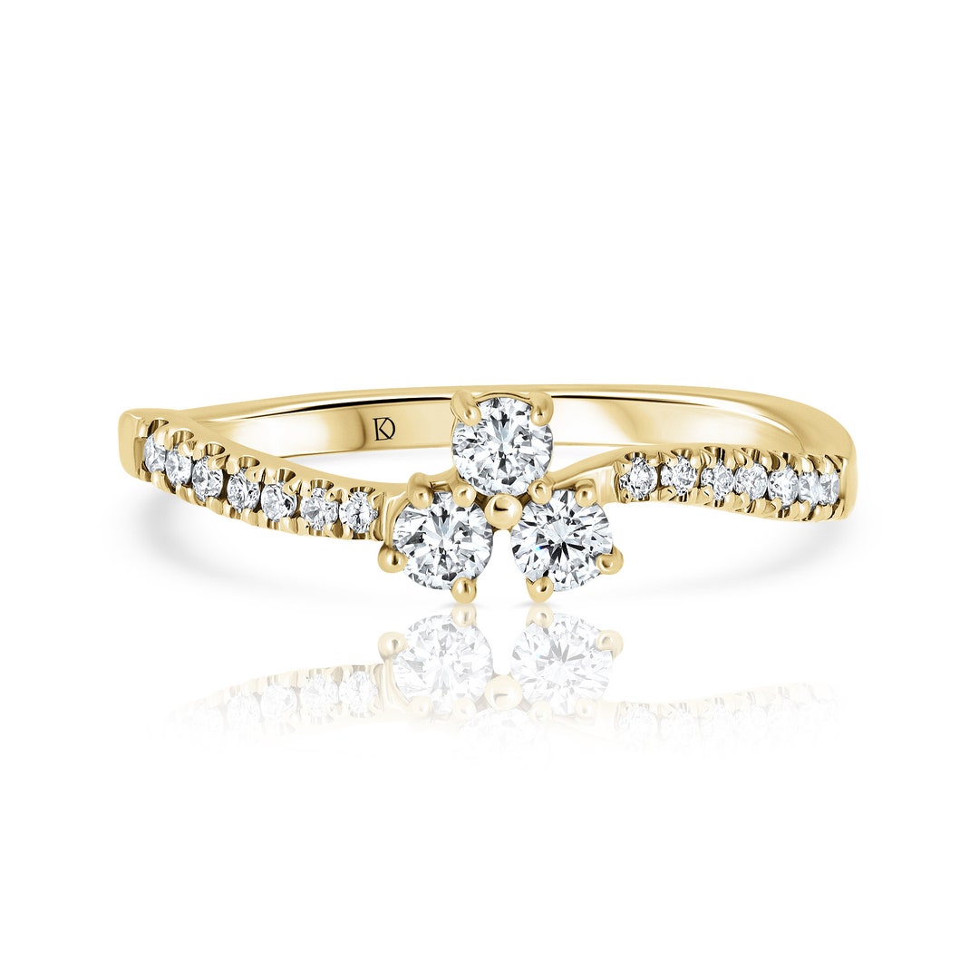 Triple Diamond Ring Three Diamond Ring Triangle Ring 14K - Etsy
