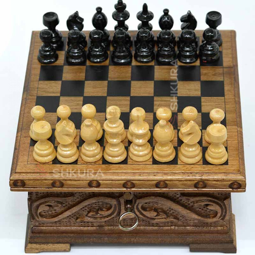 Chess Set "secret" - 24x24 Cm Board, Walnut Wood, Hidden Compartment ...