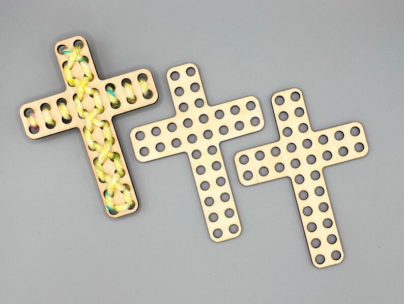 Cross Craft Kit - Wooden Yarn Weaving/ Lacing Toy for Kids. Perfect for ...