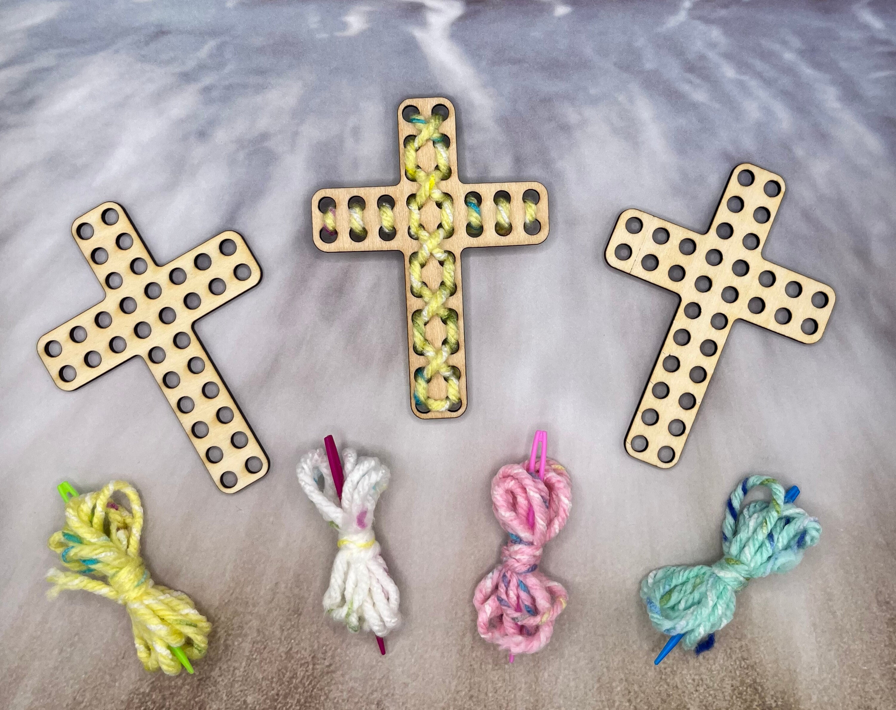 Cross Craft Kit - Wooden Yarn Weaving/ Lacing Toy for Kids. Perfect for ...