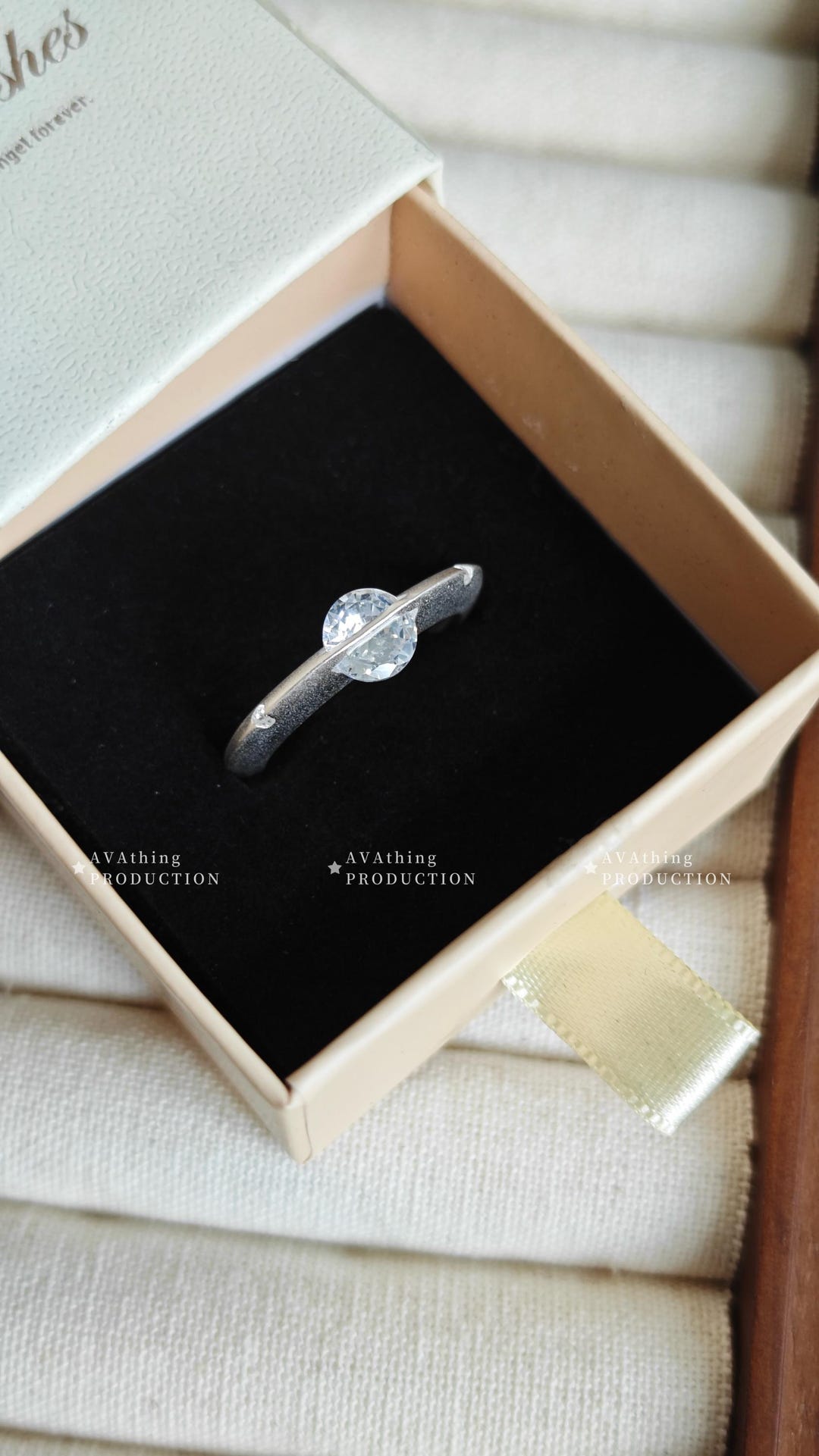 UK Seller! Minimalist Spin Sliver Elegant Thin Smooth Rings, Decent ...