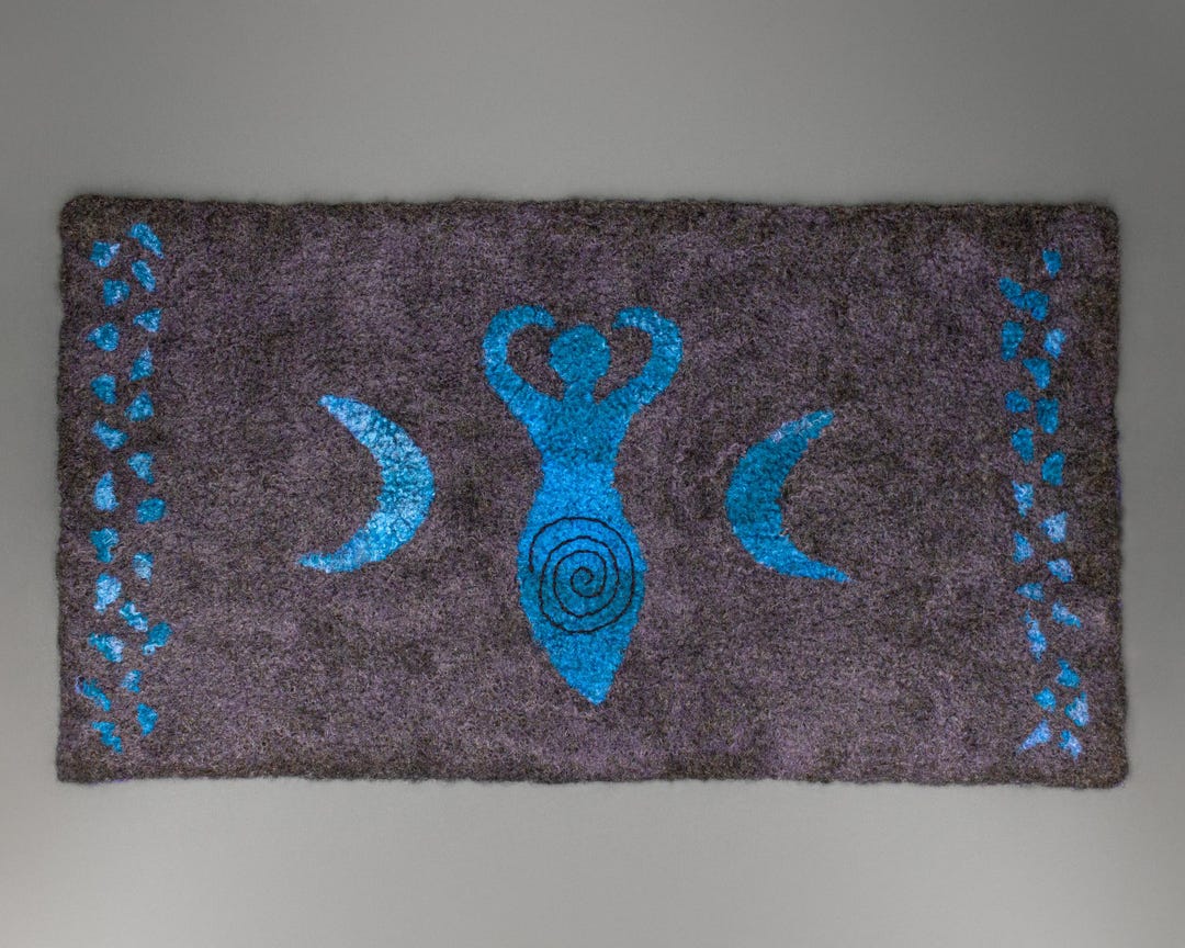 Natural Wool Felted Altar Rug, Tarot Night Rug, Mystic Moon Rug, Moon ...