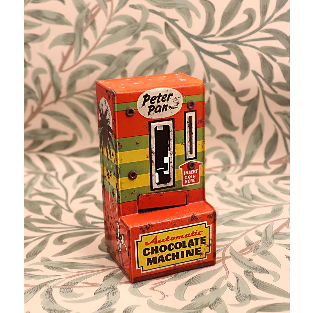 1950's Peter Pan Tin-plate Neopolitan Automatic Chocolate Machine ...