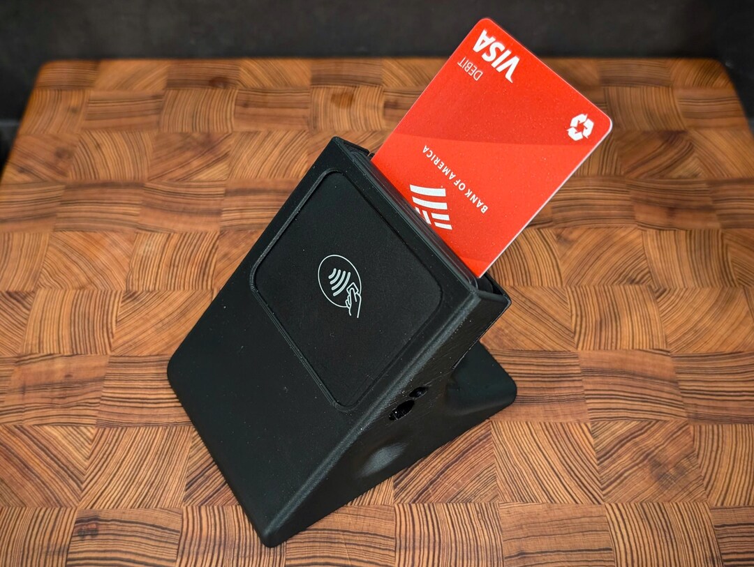 BBPOS Chipper Stand - Present Your Card Reader in a Convenient and ...