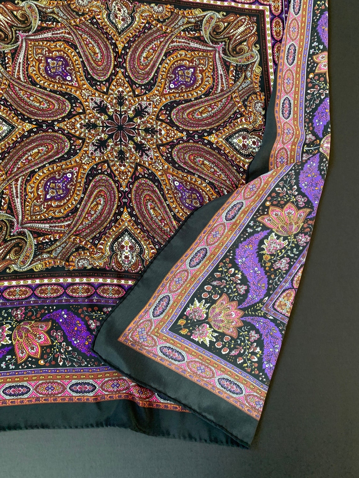 Vintage Paisley Scarf Italian Girl Style Hippie/boho/ 1970s Bandana ...