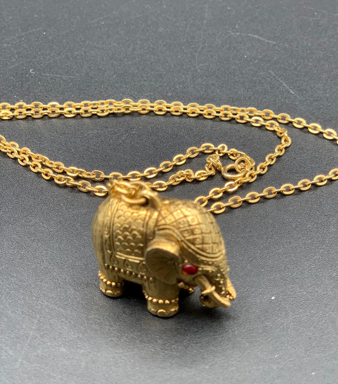 Vintage MCM 1960s Max Factor ‘tiny Tusker Crème Aquarius’ Elephant ...