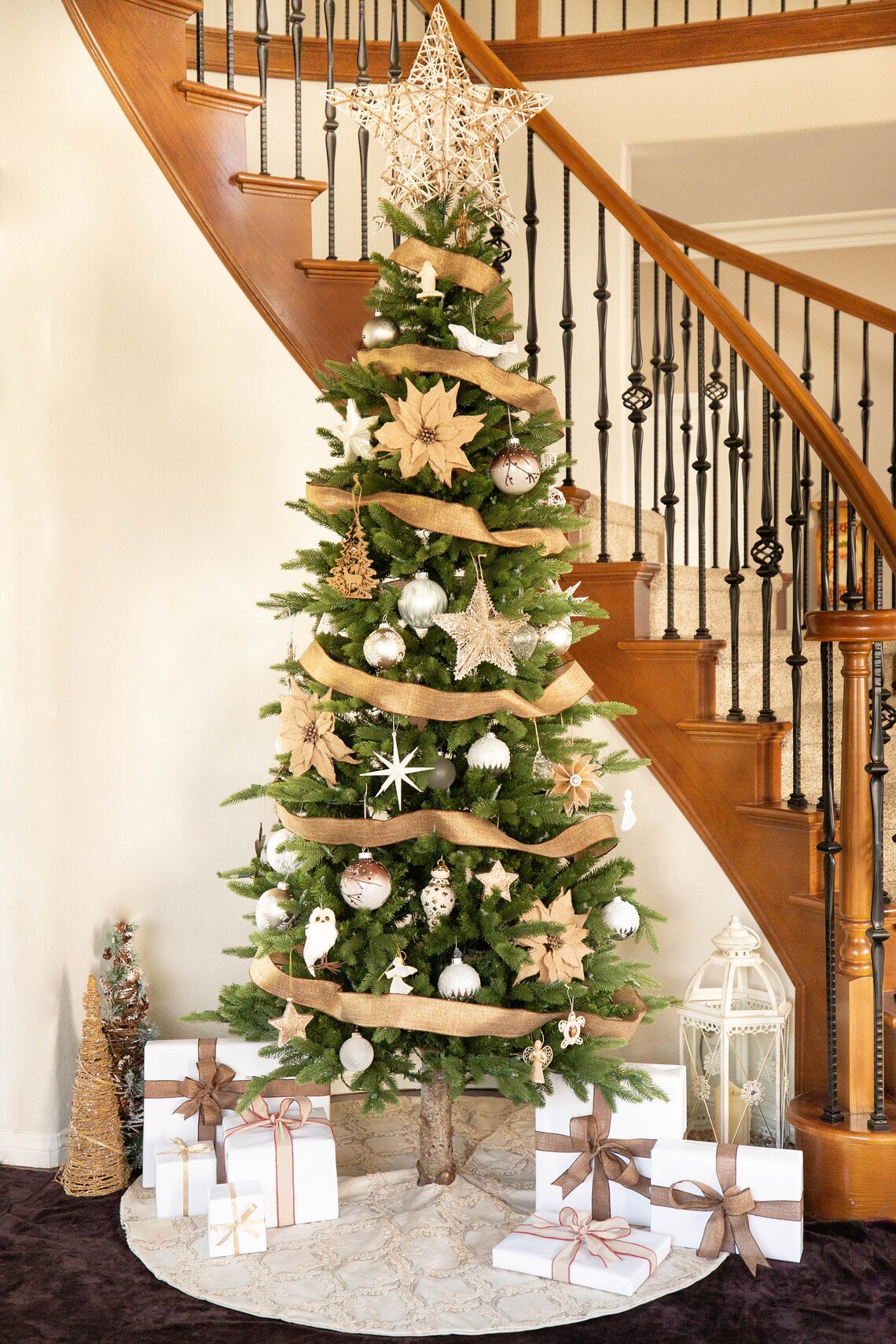 Decorative Christmas Tree Stand Made From the Trunk of a Recycled Tree ...