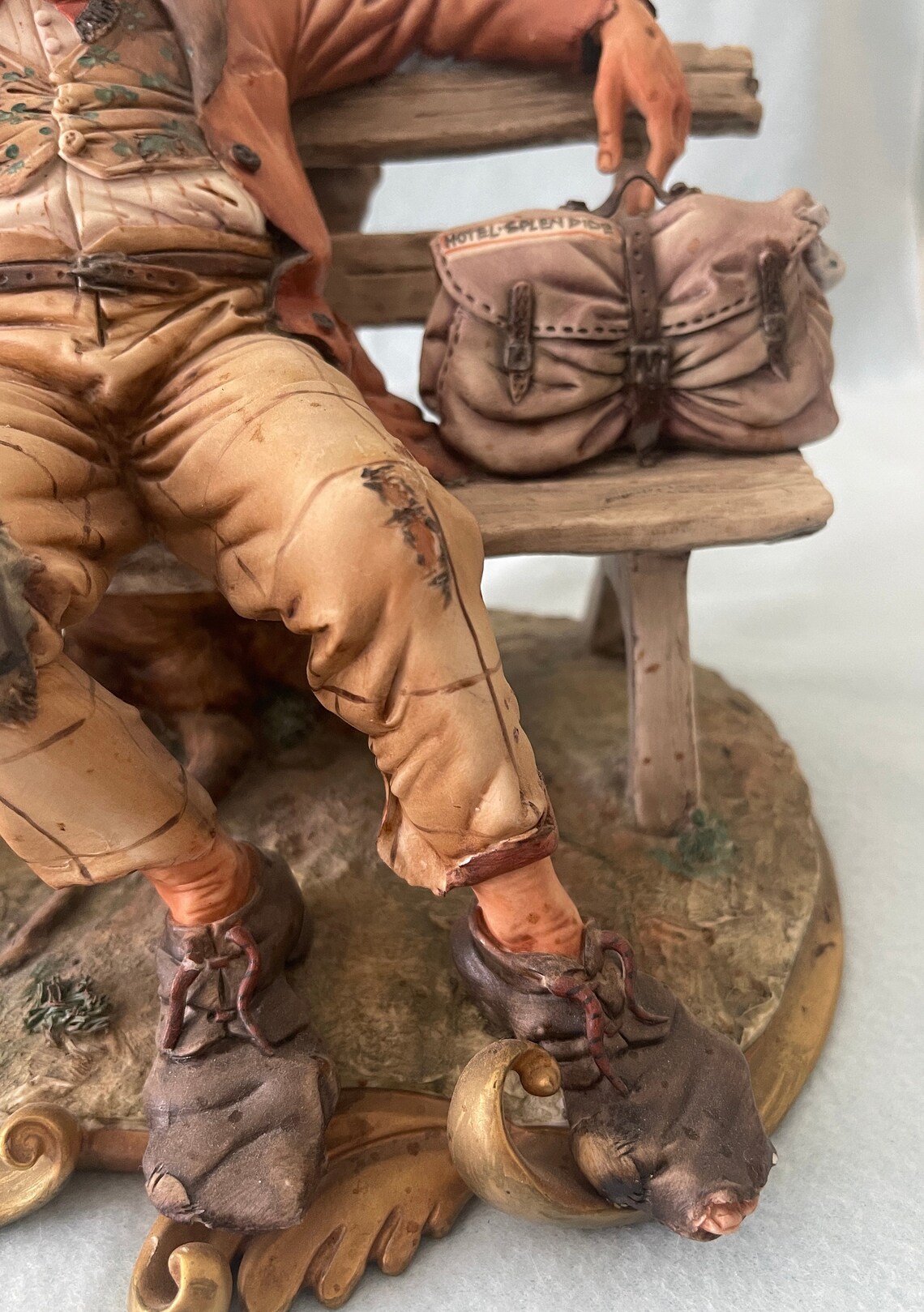 Capodimonte Tramp on Bench Figurine by Volta - Etsy