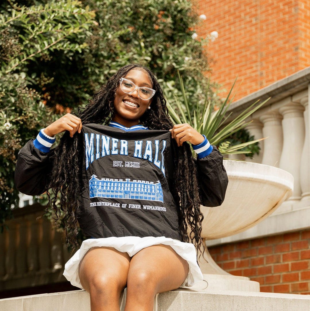 Zeta Miner Hall Pullover - Black/royal Blue - Etsy
