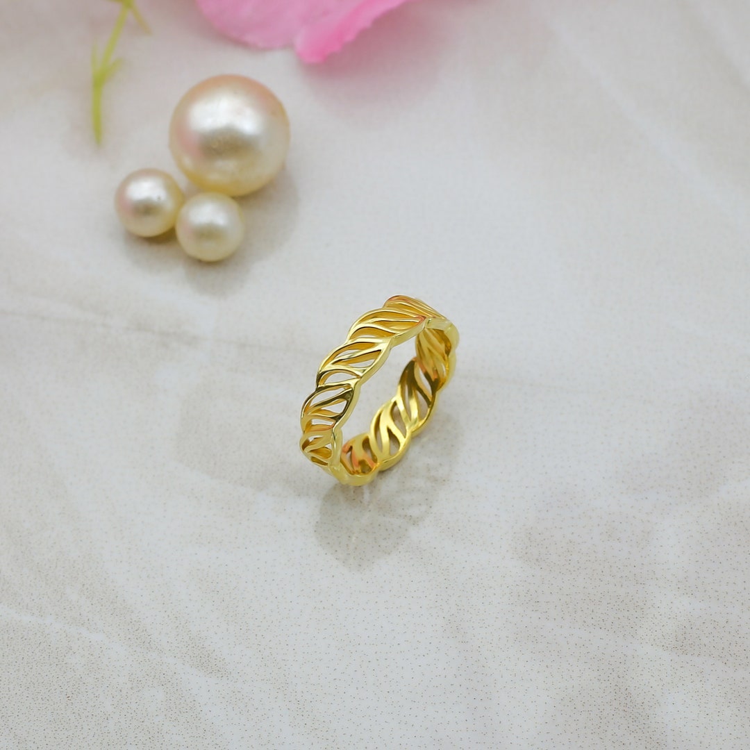 Filigree Vine Wedding Band: 14K Solid Gold Leaf Ring - Etsy
