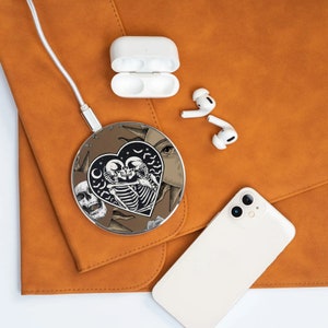 Skeleton Art Mobile Charger 15W Wireless Charging Witchcraft Pad - Qi ...