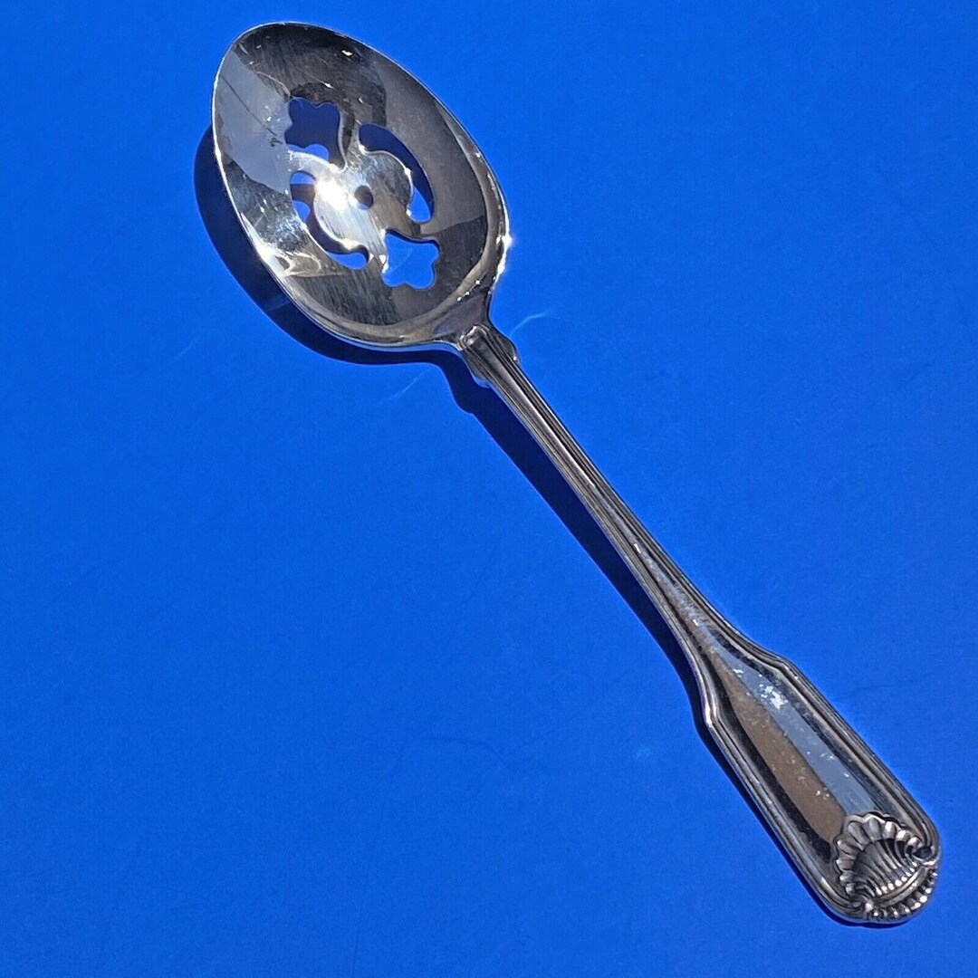 Oneida Classic Shell Stainless Flatware Pierced Serving Spoon 8 3/8" Glossy - Etsy