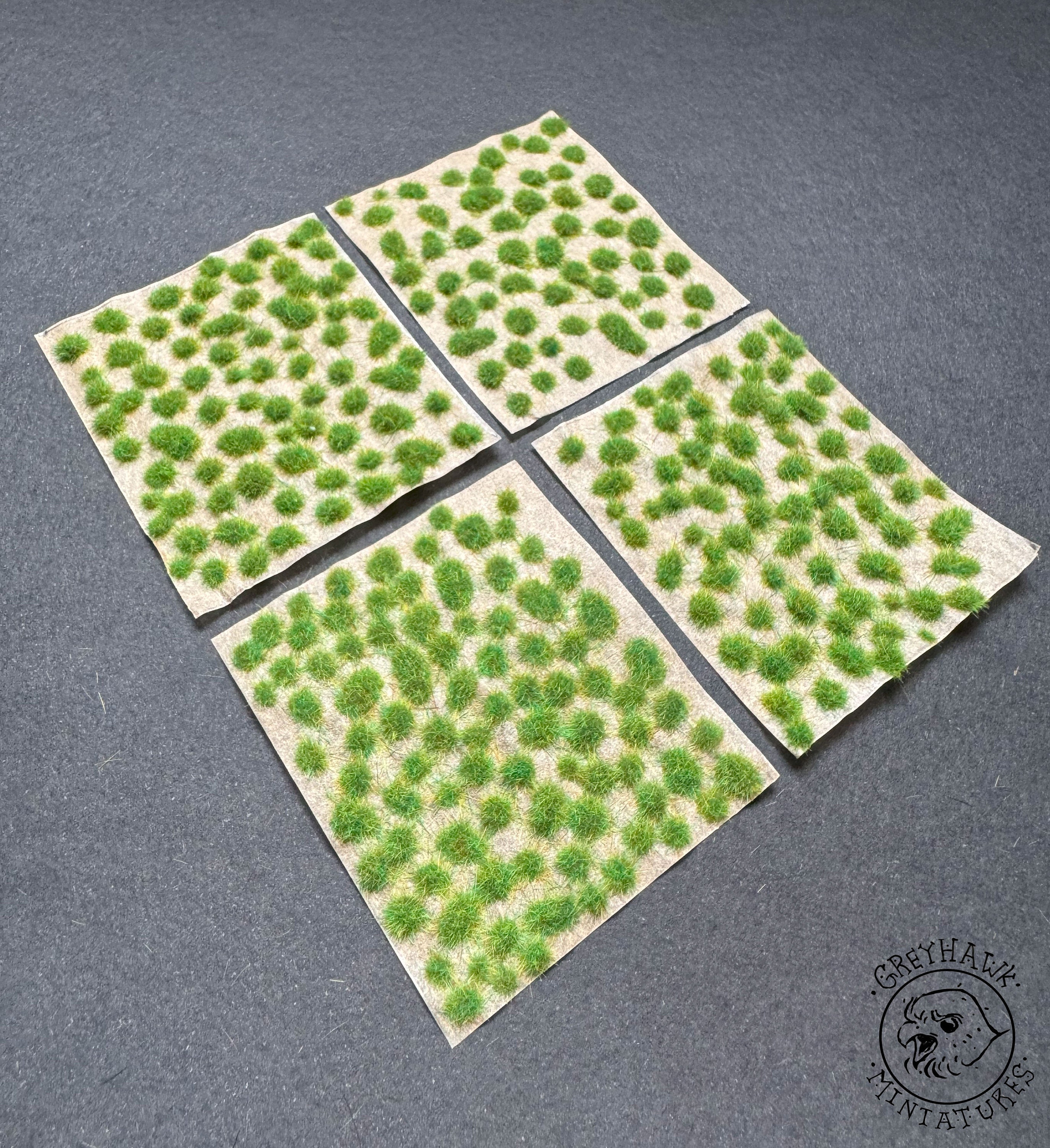 Scenic Basing, Railway and Diorama Grass Tufts 2mm Long Medium Summer ...