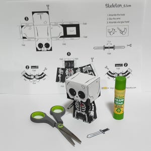 Printable Halloween Skeleton Paper Craft – DIY Decoration - Etsy