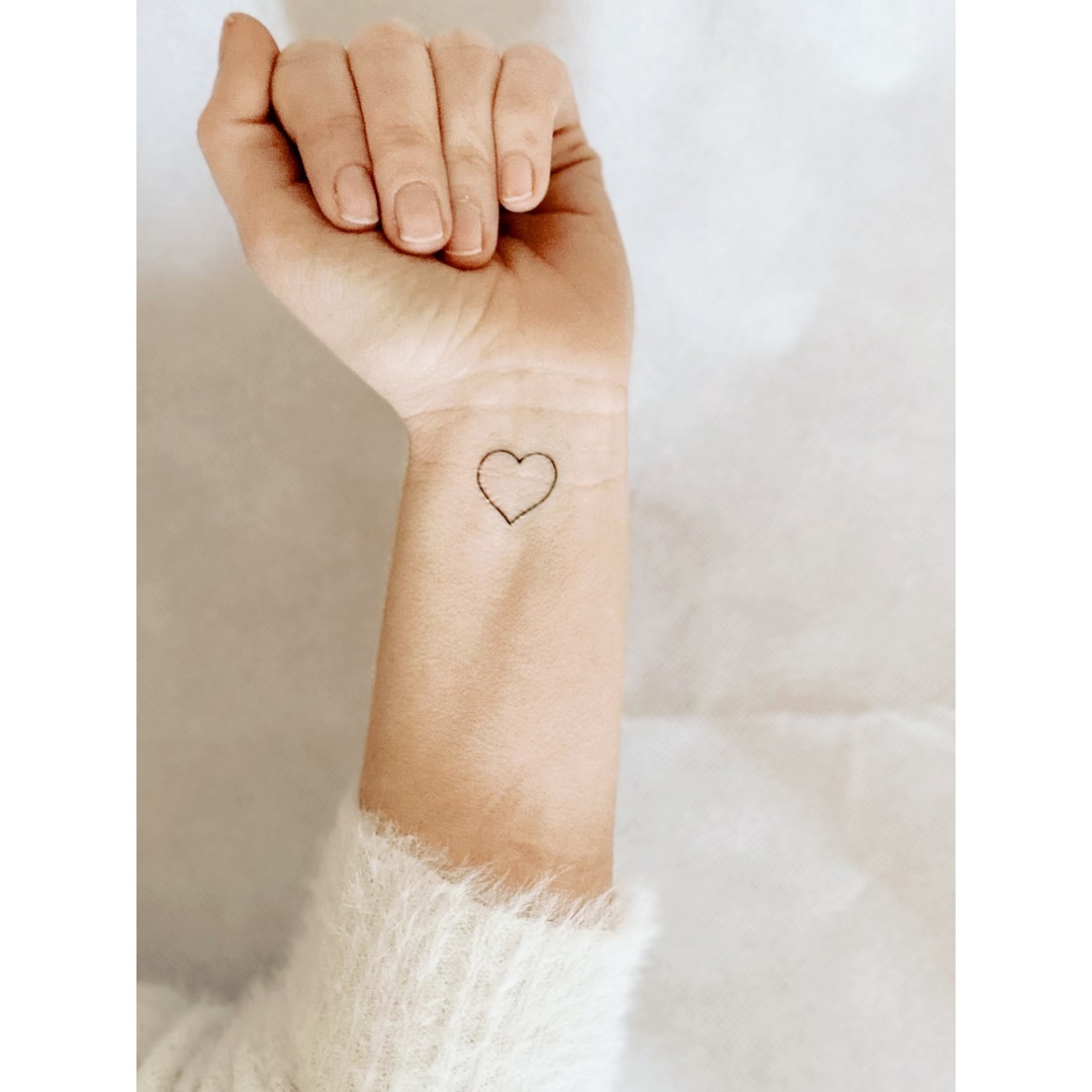 Fine Line Heart Temporary Tattoo - Etsy