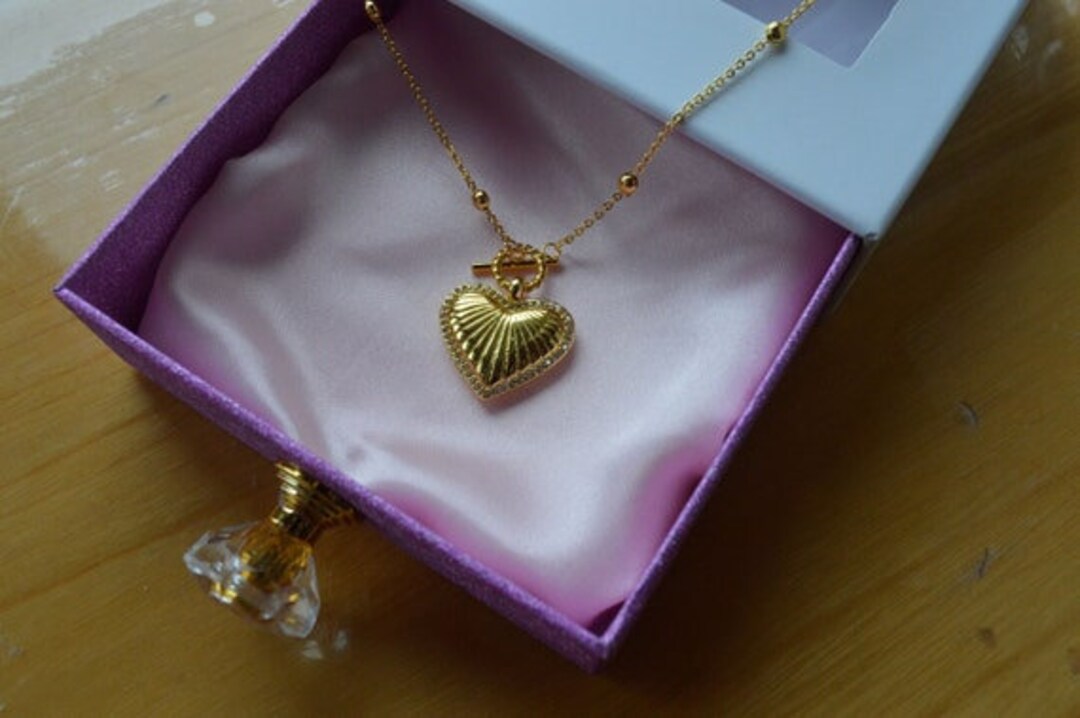 Barbi Jewelry, Barbi Heart Necklace, Heart Shaped Necklace, Barbie ...
