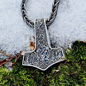 Sigurd and Fafnir Mjolnir Pendant. Authentic Thor Hammer Necklace ...