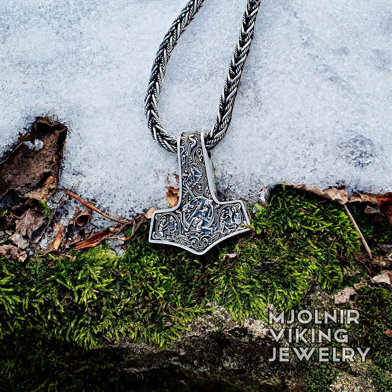 Sigurd and Fafnir Mjolnir Pendant. Authentic Thor Hammer Necklace ...