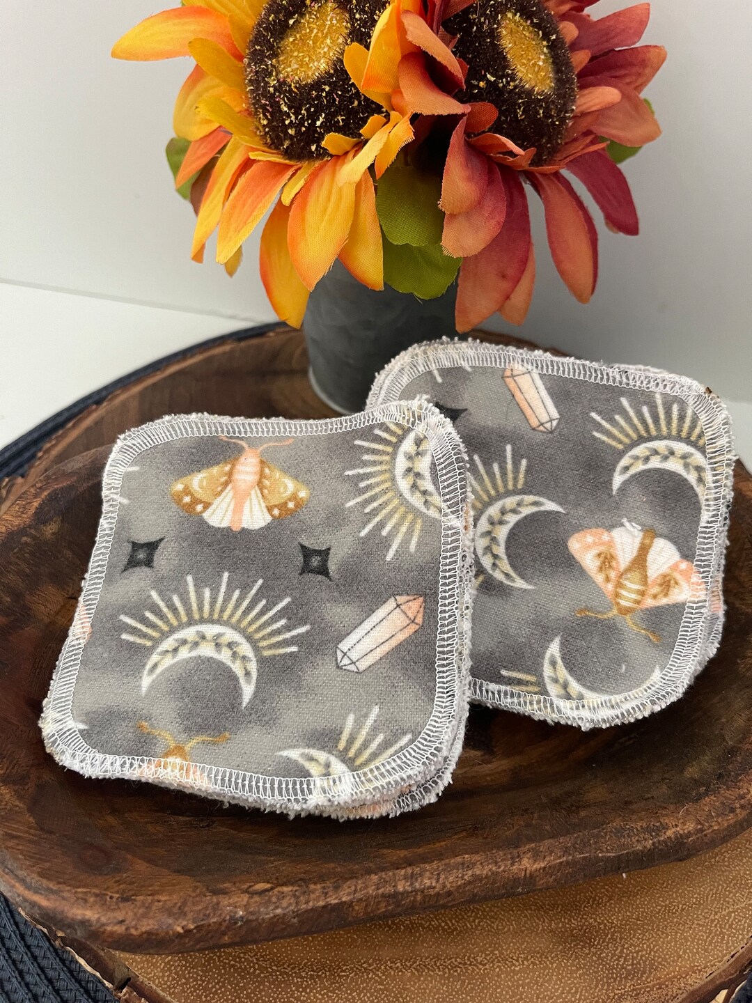 Reusable Facial Rounds, Makeup Remover, Set of 10 Moon & Moth Print ...
