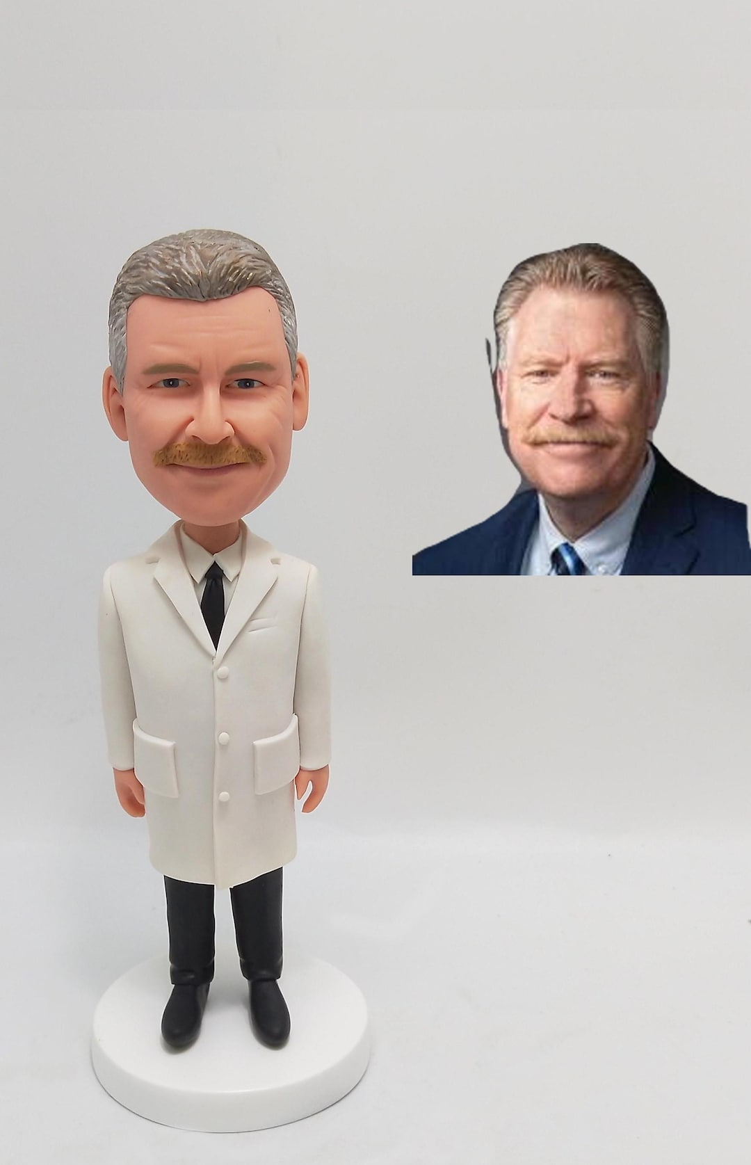Custom Male Doctor Bobbleheads,personalized Doctor Bobbleheads, Medical ...