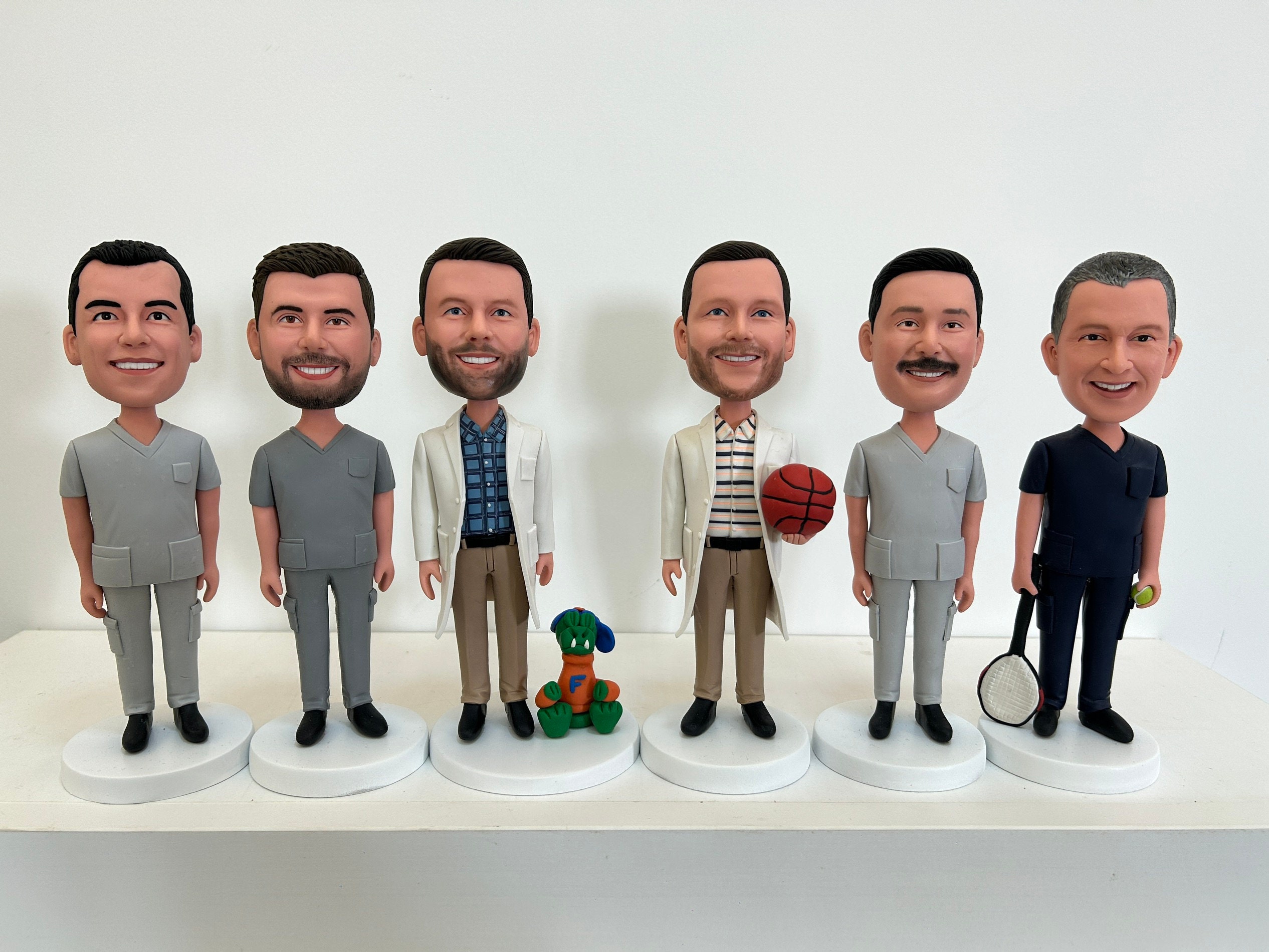 Custom Male Doctor Bobblehead in Scrubs ,christmas Gifts for Doctors ...